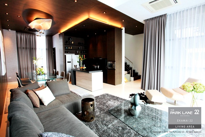 เดอะ พาร์ค เลน 22 The Park Lane 22 ทาวน์โฮม 4 ชั้น ใจกลางเมือง