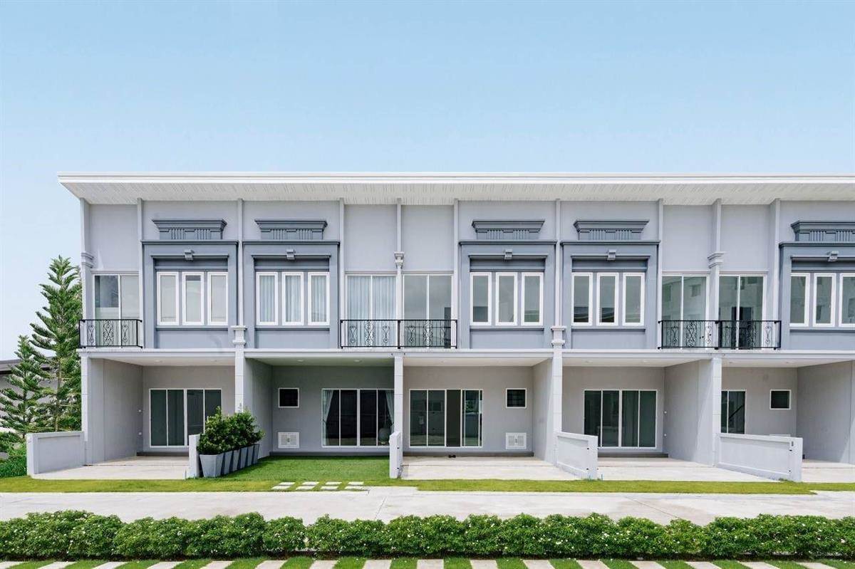 นิรันดร์ วิลล์ Nirun Ville ทาวน์โฮม หน้ากว้าง เพดานโปร่ง บนทำเลเทพารักษ์